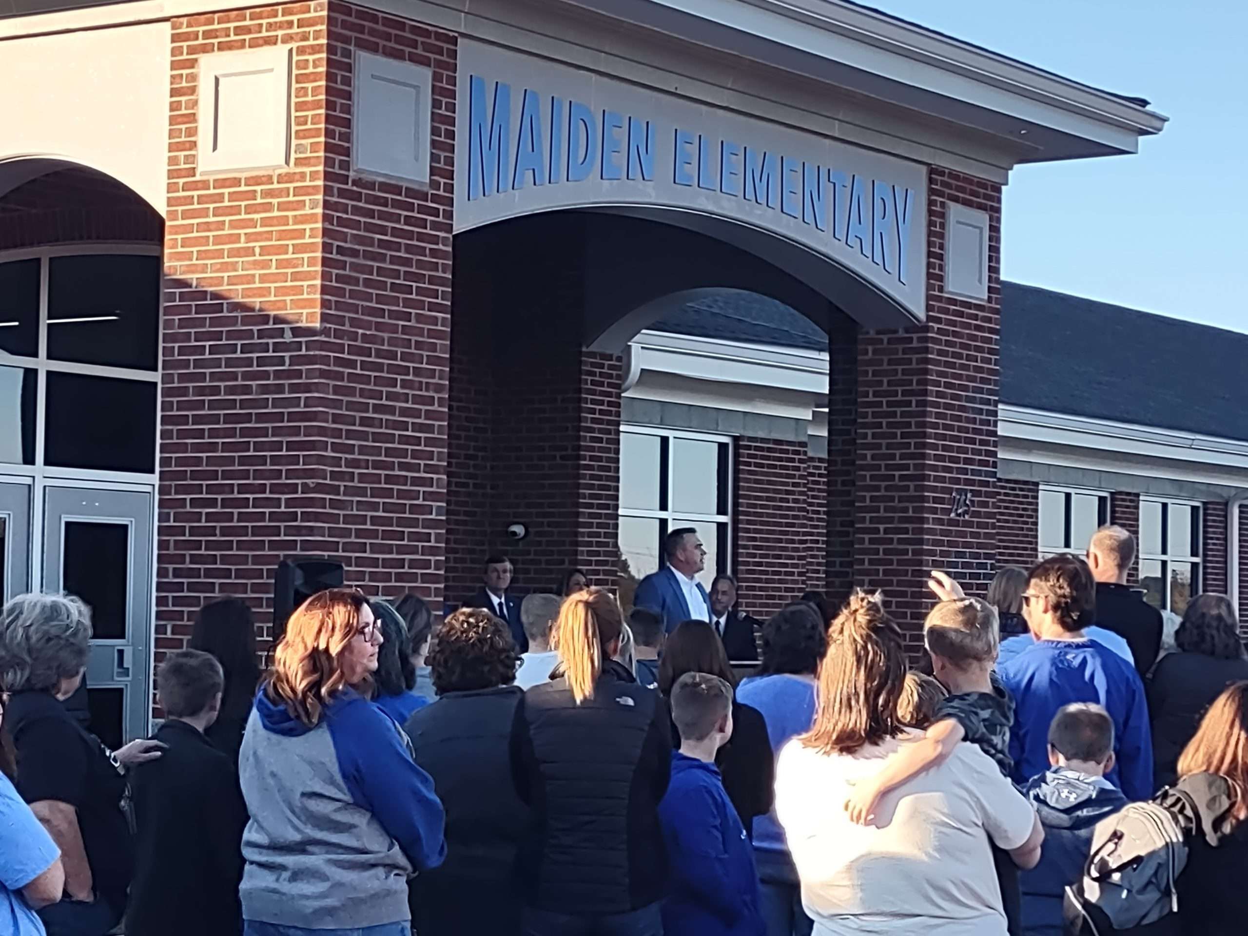 Maiden Elementary Has Official Ribbon Cutting Ceremony | local maiden.info
